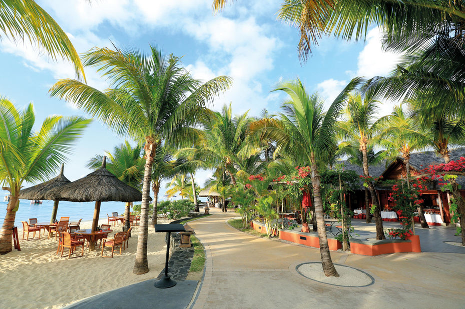 Paradis Beachcomber Golf Resort & Spa - Mauritius | PANGEA Travel